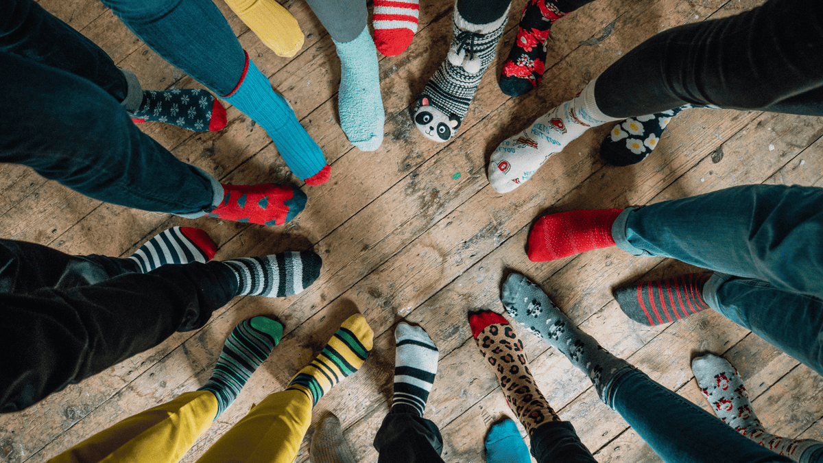 Style Guide: Choosing the Ideal Socks for Every Shoe Type – Monfoot